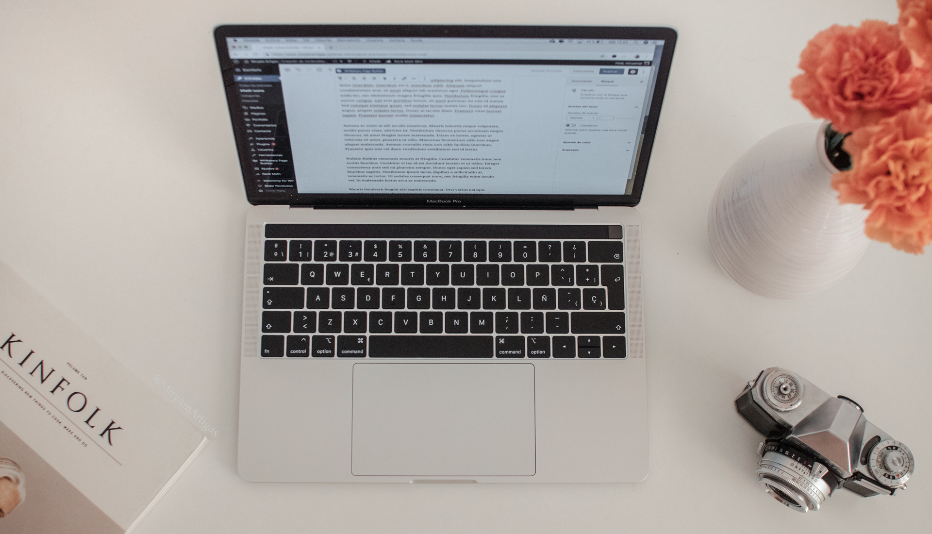 home | Literata Studio